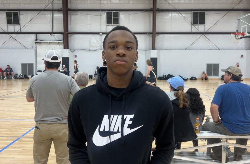 Early look: Houston Mustangs - Prep Hoops