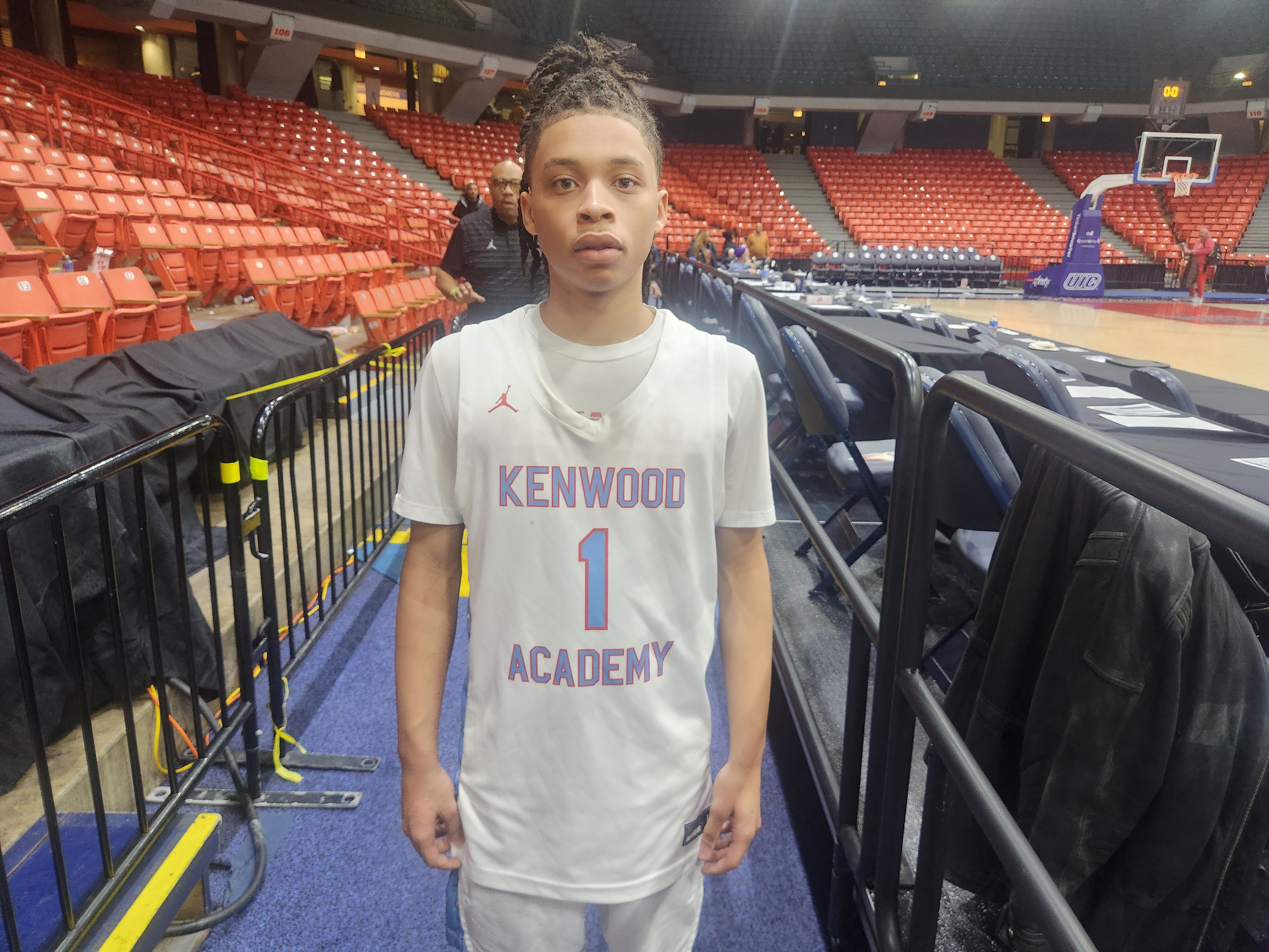 CPS Final 4: Kenwood vs Whitney Young - Prep Hoops